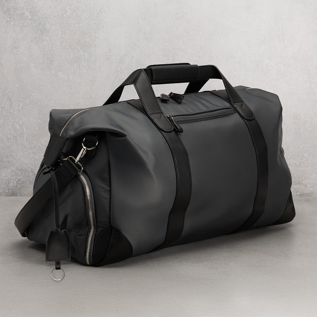 Harrison Weekender Travel Duffel Bag w Shoe Compartment 19"